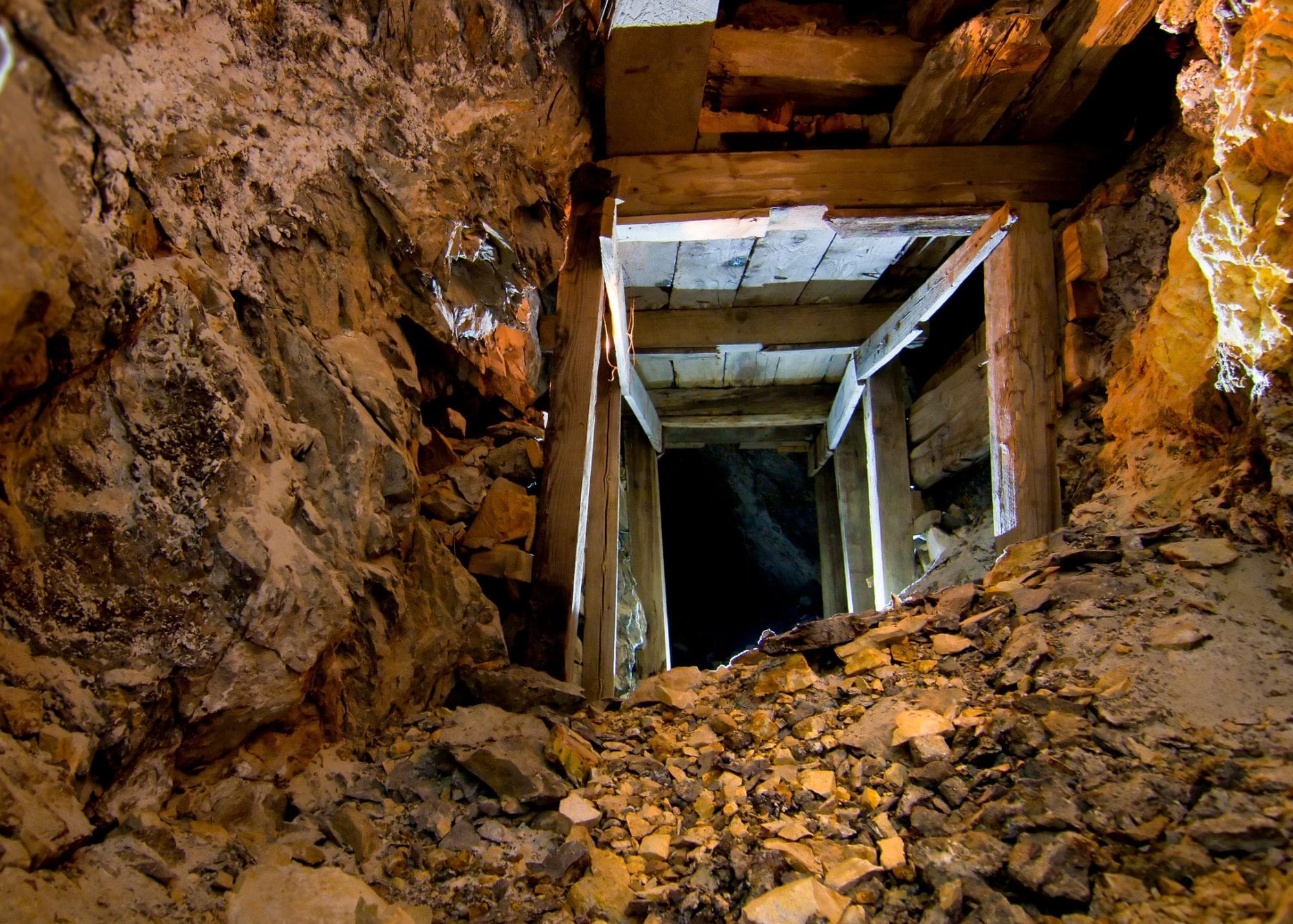 Gem Mining Kansas: The Ultimate Explorer's Guide to the State's Rich ...