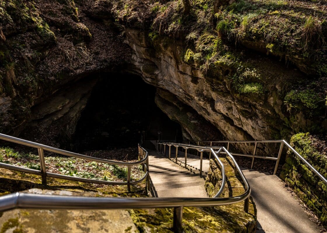 Gem Mining Kentucky: A Treasure Hunter's Guide to the Bluegrass Jewels