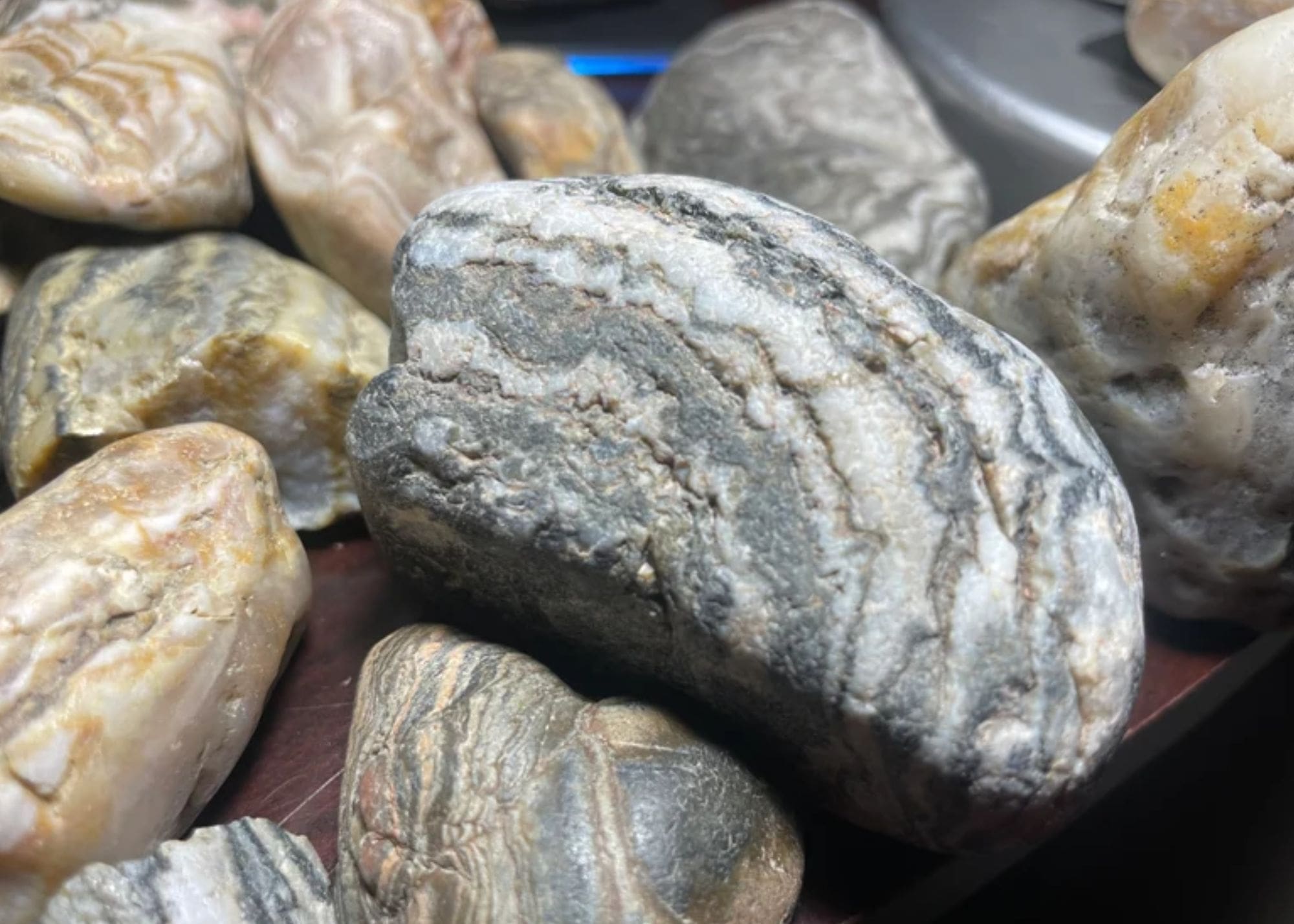 Gem Mining Nebraska: Unearthing State Treasures & Home Adventures