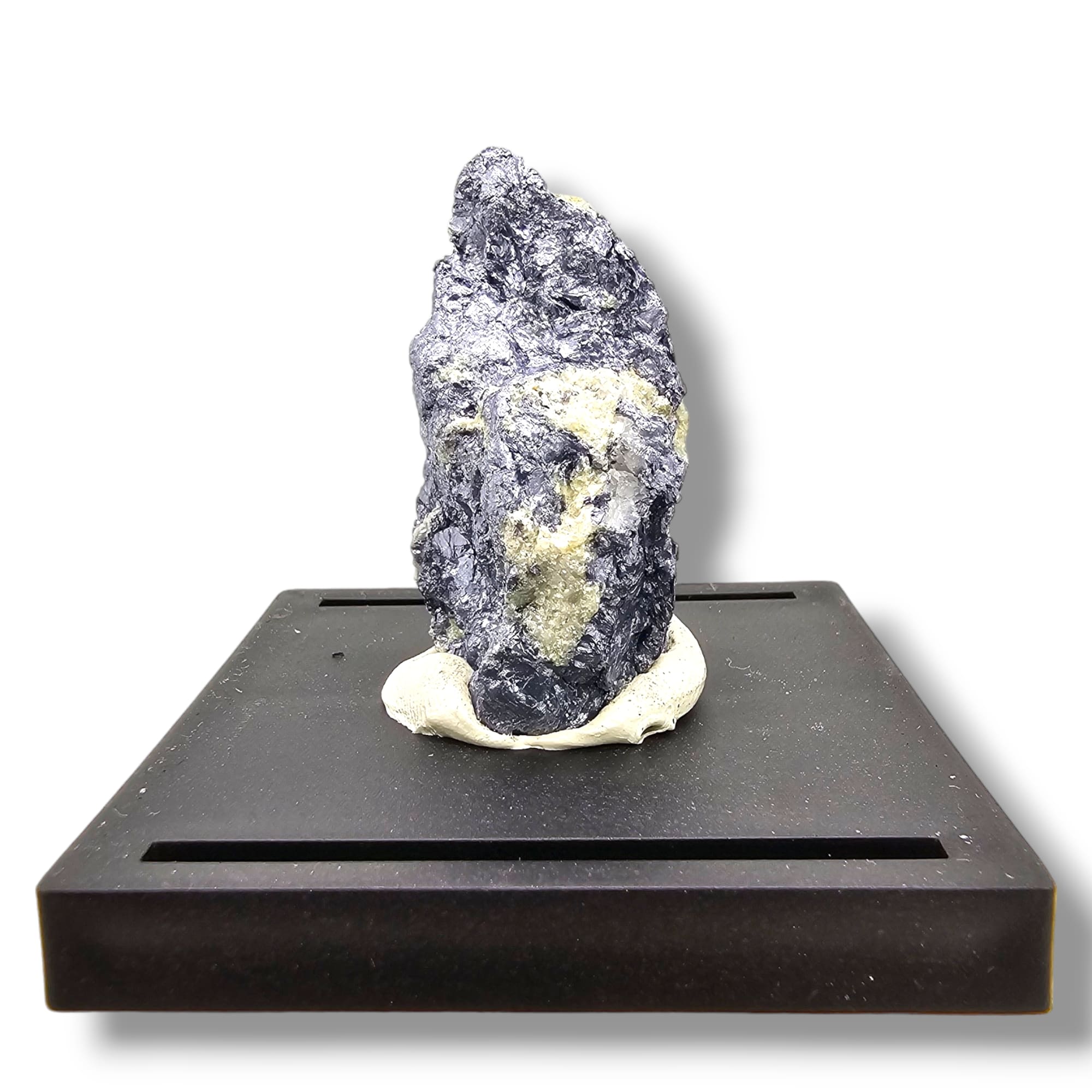Rare Molybdenum Specimen from Henderson Mine, Colorado - Miami Mining ...